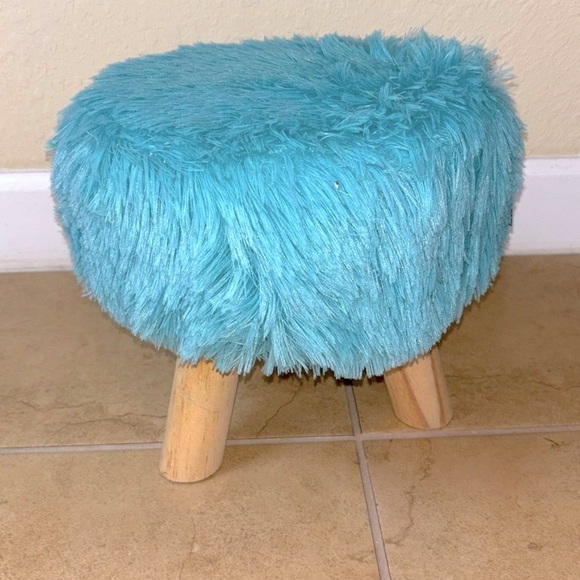 Other | Nwt Blue Fluffy Stool 1 Inches Tall | Poshmark